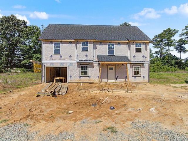 9747 Gooden Dr, Fayetteville, NC 28314