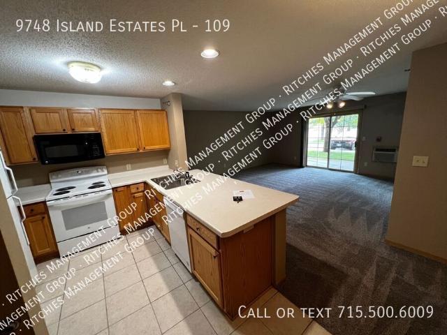 9748 Island Estates Pl, 1 bed, 1 full bath