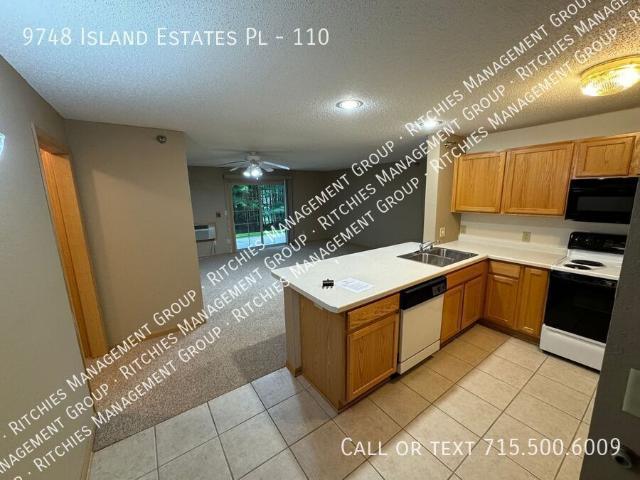 9748 Island Estates Pl, 1 bed, 1 full bath