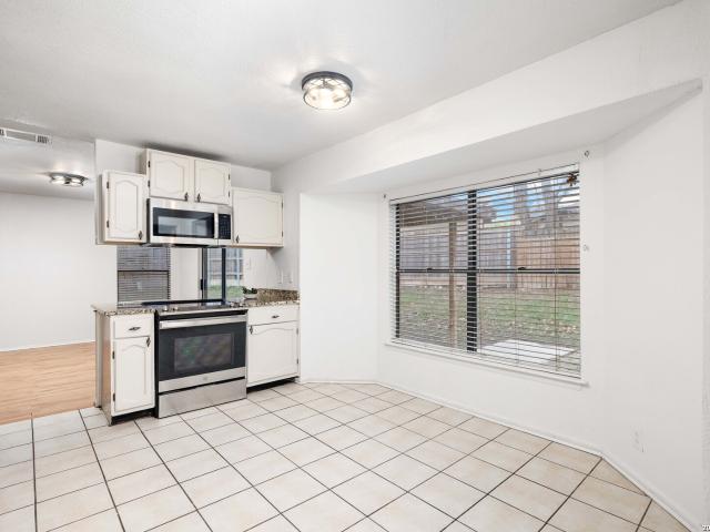 9749 Misty Ash Dr, Converse, TX 78109 | MLS #1948