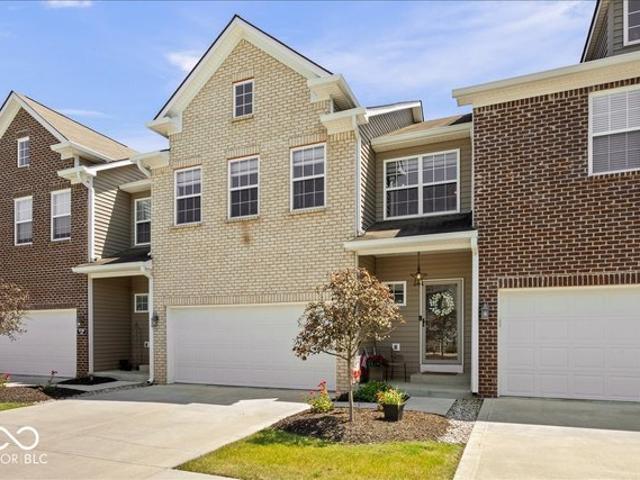 9749 Thorne Cliff Way Unit 102, Fishers, IN 46037