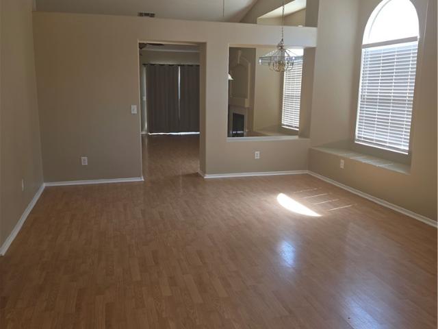 9740 Panorama Cliff Drive