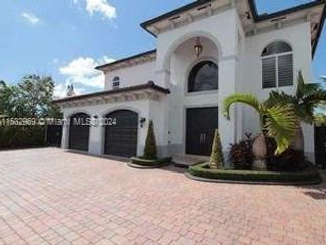 9740 SW 34th St, Miami, FL 33165