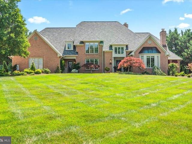 9743 Redamar Dr, Hagerstown, MD 21740
