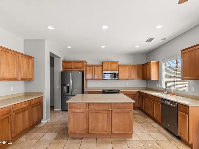 974 e sun valley farms lane