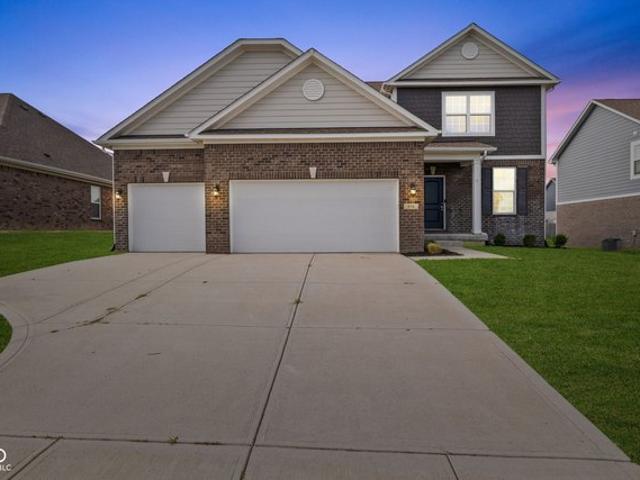 974 Mound St, Bargersville, IN 46106