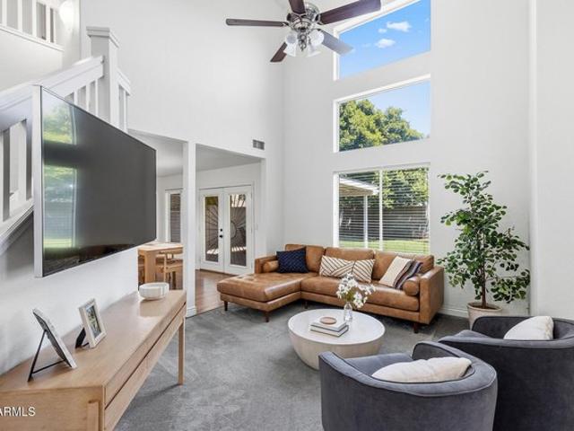 974 W Leah Ln, Gilbert, AZ 85233