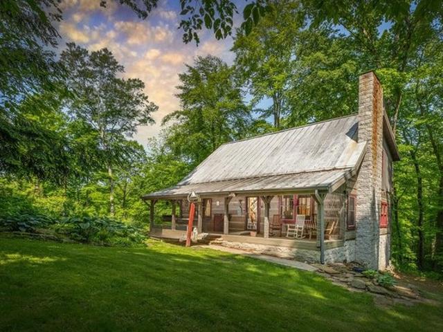 9757 Old Delaware Rd, Mount Vernon, OH 43050