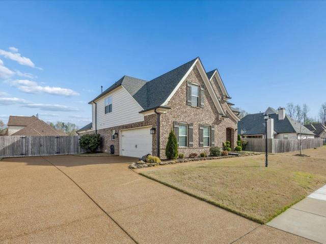 9758 Woodland Vista Dr, Cordova, TN 38018 | MLS #10217 | Compass
