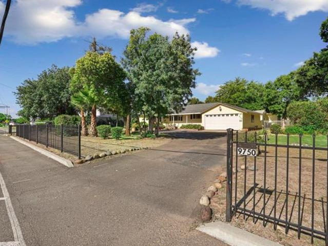 9750 Waterman Rd, Elk Grove, CA 95624