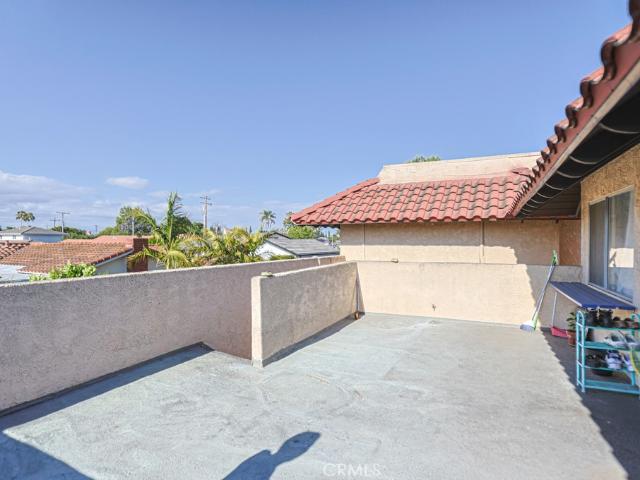 9751 Acacia 8
