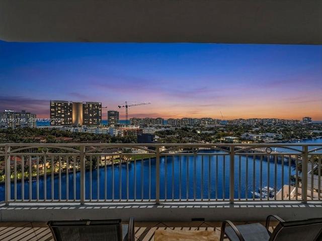 9751 E Bay Harbor Dr #12D, Bay Harbor Islands, US, FL