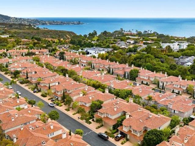 9753 Keeneland Row, La Jolla, CA 92037