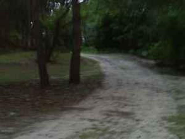 $975 / 3br Large Country Country house on 71/2 acres Saugatuck Township map
