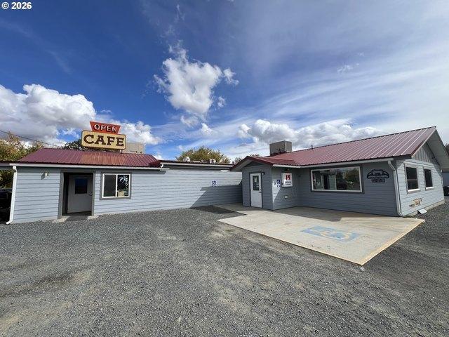 975 2nd St, North Powder, OR 97867