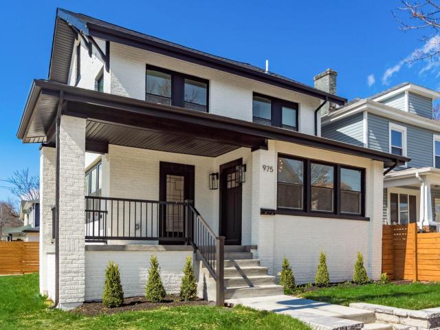 975 Carpenter Street