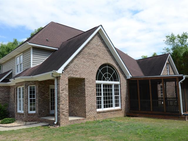 975 Avalon Lane