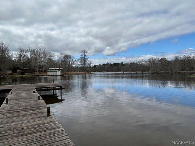 975 Beach Rd, Camden, AL 36726