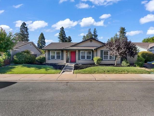 975 Doe Ct, Merced, CA 95340
