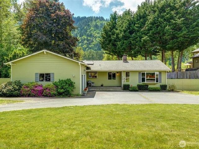 975 Front St S, Issaquah, WA 98027