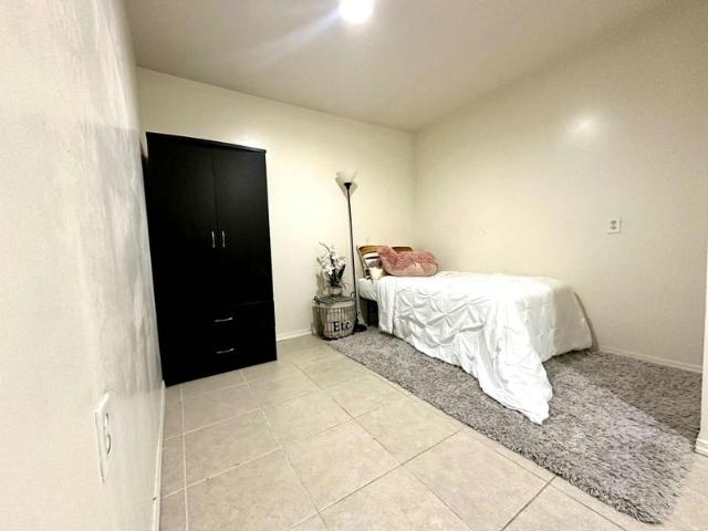 $975 Furnished Room in West LA – All Utilities Inc