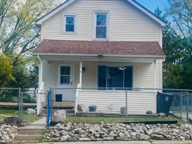 975 Hammond Ave, Flint, MI 48503