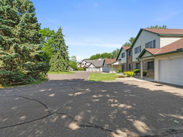 975 Heritage Court E # 206