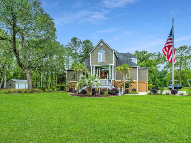 975 Mayfield St, Summerville, SC 29485 | MLS #26013