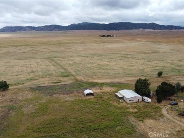 9765 Carrisa Hwy, Santa Margarita, CA 93453