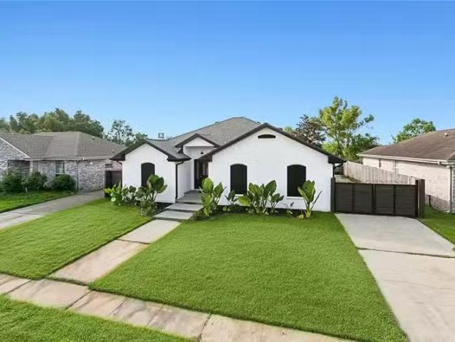 9760 ANDOVER DR, NEW ORLEANS, LA 70127 Single Family Residence.