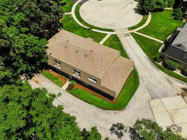 9761 Ravinia Lane