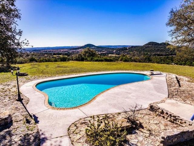 9763 Ranch Road 1623, Blanco, TX 78606