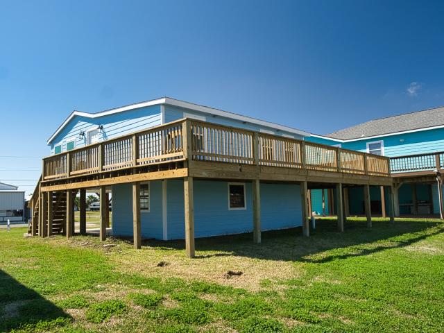 976 County Road 201, Sargent, TX 77414 | MLS #32010 | Compass