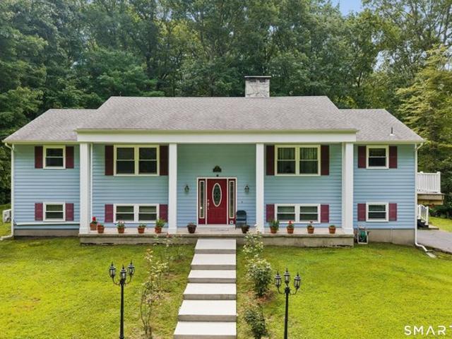 976 Old Waterbury Rd, Southbury, CT 06488