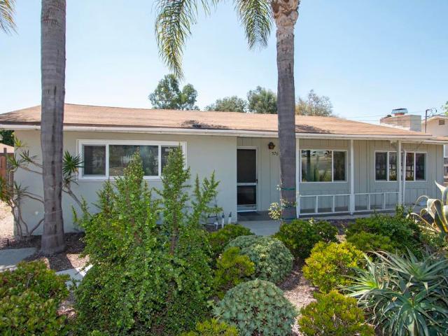 976 Olive Ave, Vista, CA 92083 | MLS #NDP2603 | Compass