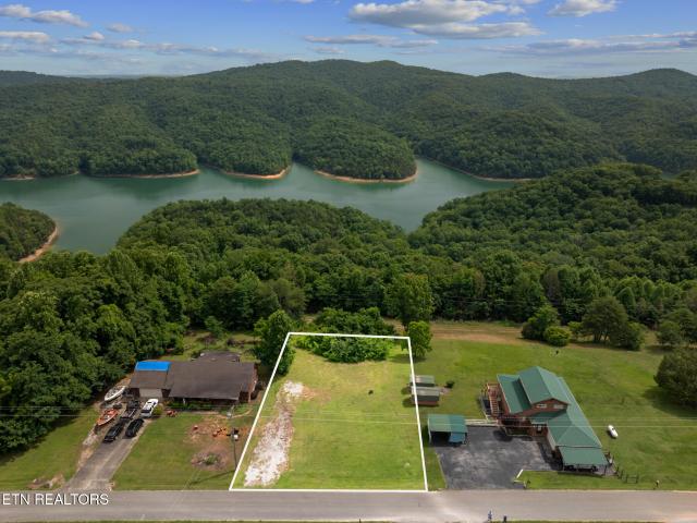 976 Livingston Boat Dock Rd
