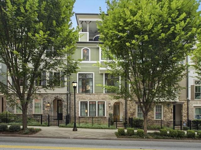 976 Memorial Walk SE