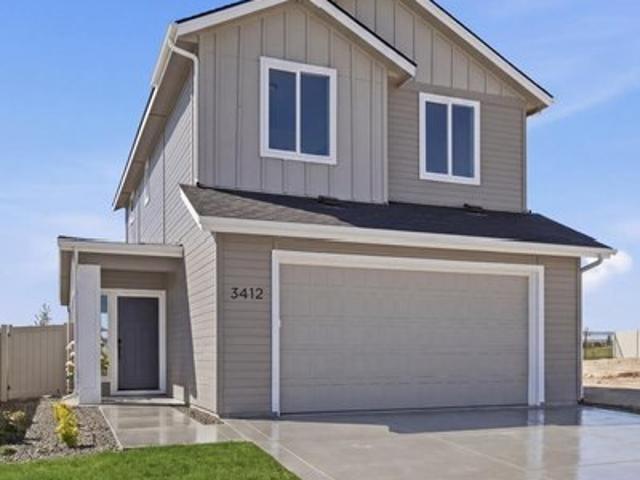 976 S Maximus Ave, Nampa, ID 83687