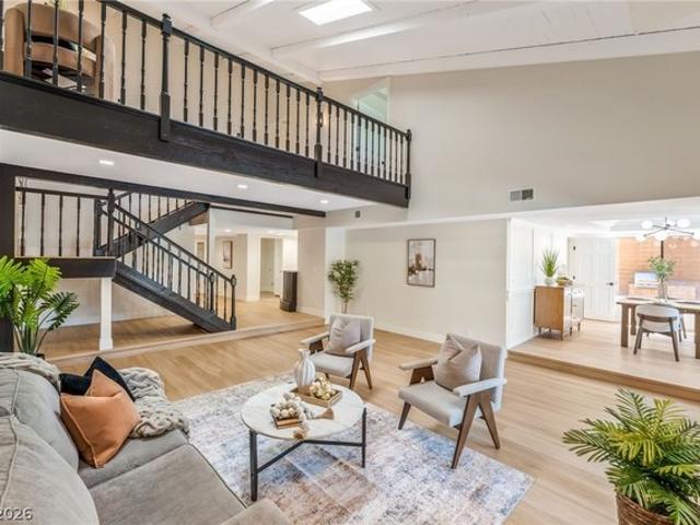 976 Pinehurst Dr, Las Vegas, NV 89109