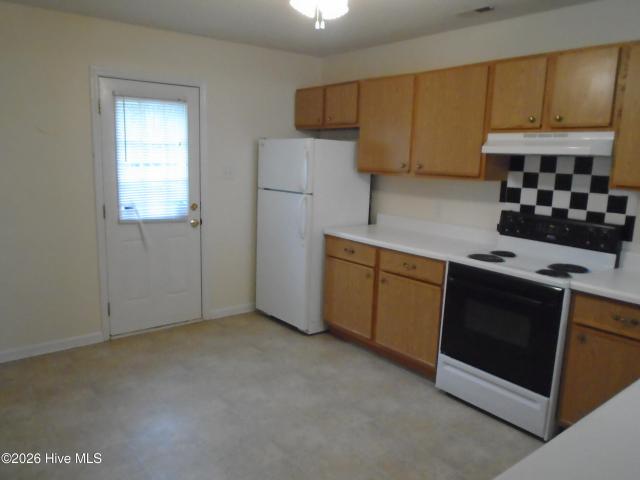 976 W Pueblo Drive