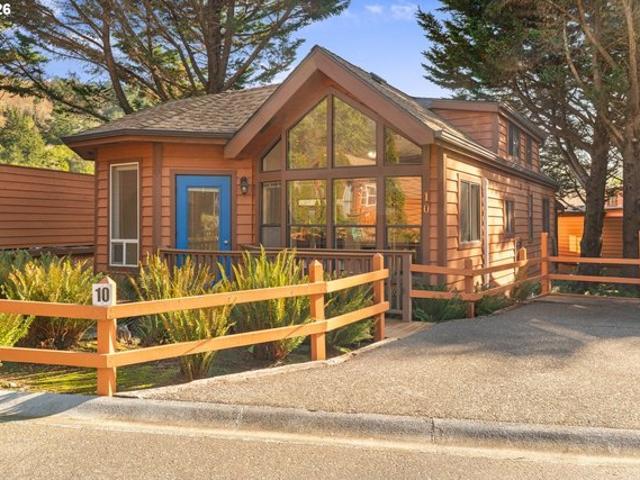 97748 N Bank Chetco River Rd Unit 10, Brookings, OR 97415
