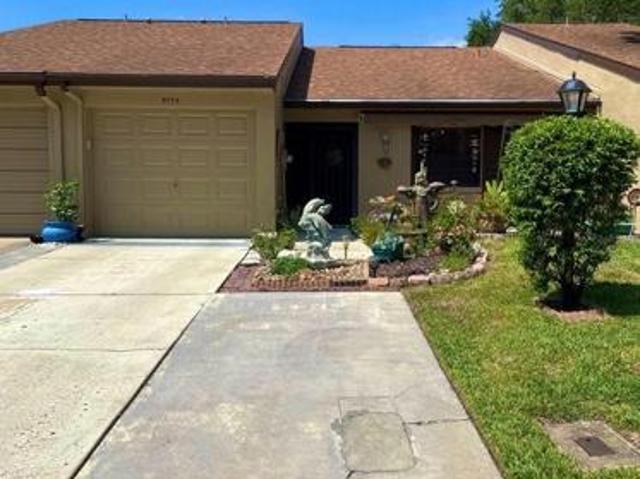 9775 Lake Seminole Dr E, Largo, FL 33773
