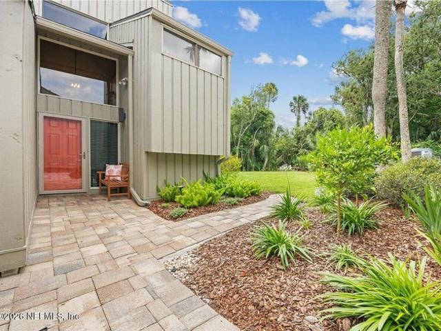 9777 Sawgrass Dr E, Ponte Vedra Beach, FL 32082