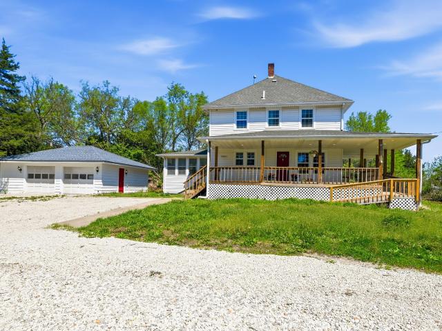 9779 S Rd, Hoyt, KS 66440 | MLS #244164 | Compass