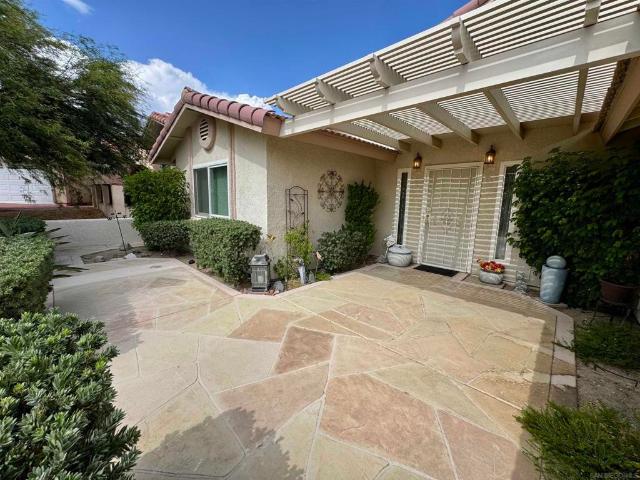 9770 Middlecoff Ct