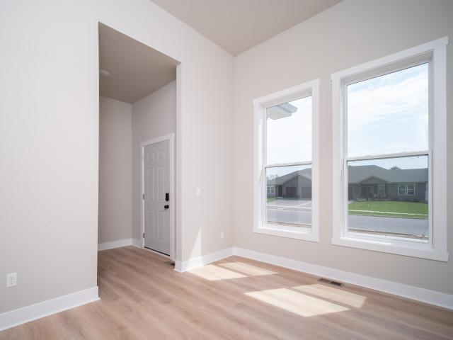 9772 Hawks Pointe Trail