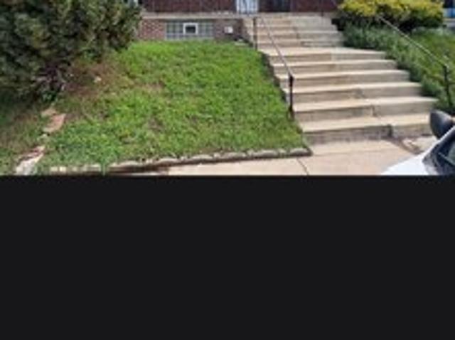 977 Anchor St, Philadelphia, PA 19124
