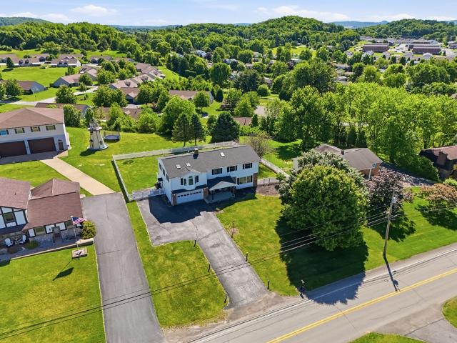 977 Barclay Rd