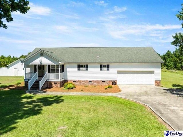 977 E Springbranch Rd, Pamplico, SC 29583