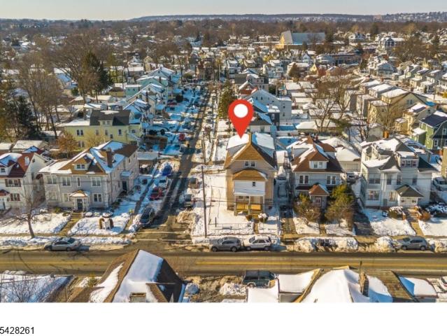 977 Sanford Ave # 3
